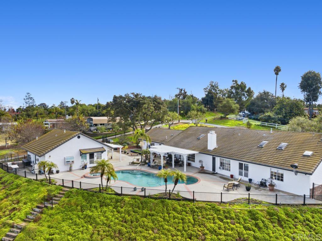 158 Calle Linda | Ken Follis & Sharon Robinson Group