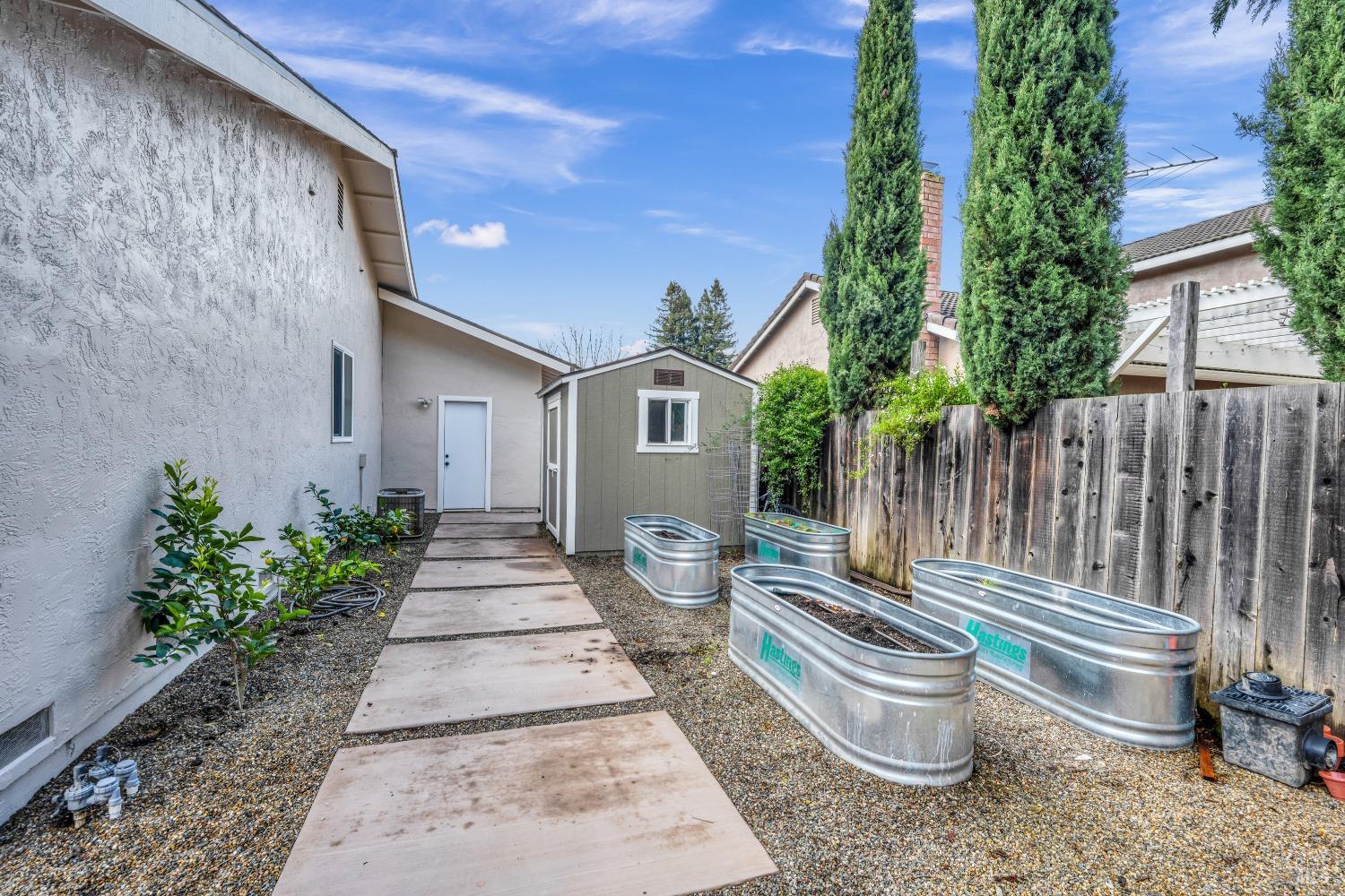 1036 Stonebridge Drive