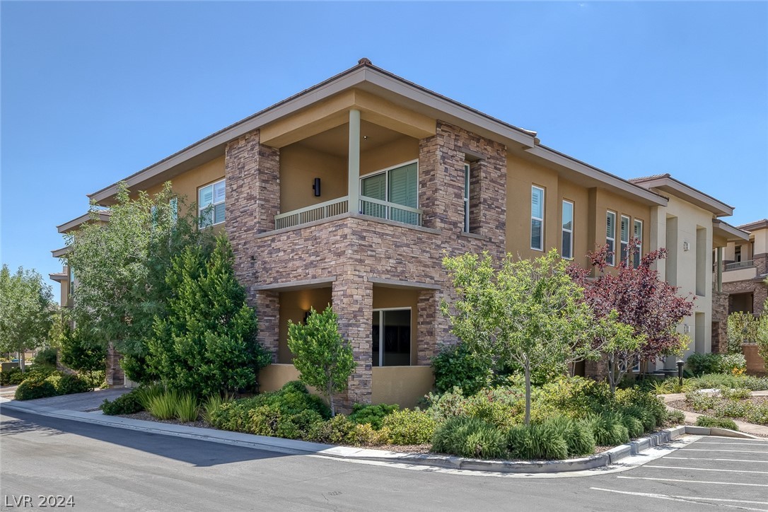 Jessica Ream | Las Vegas & Henderson Real Estate Agent