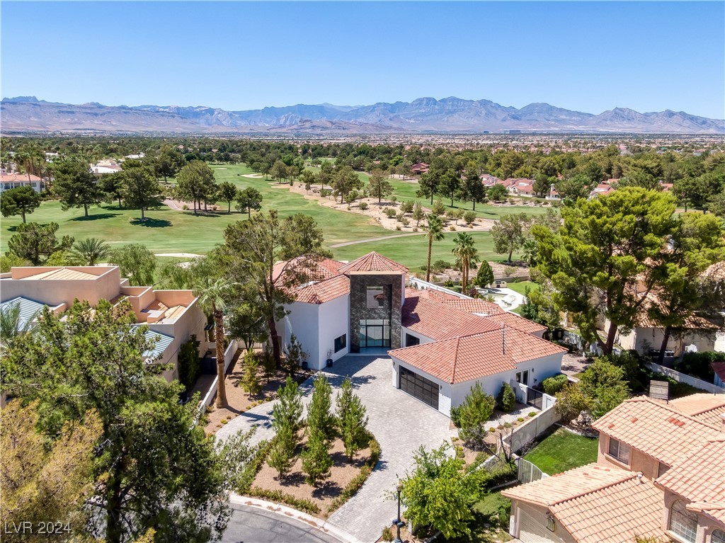 Jessica Ream | Las Vegas & Henderson Real Estate Agent