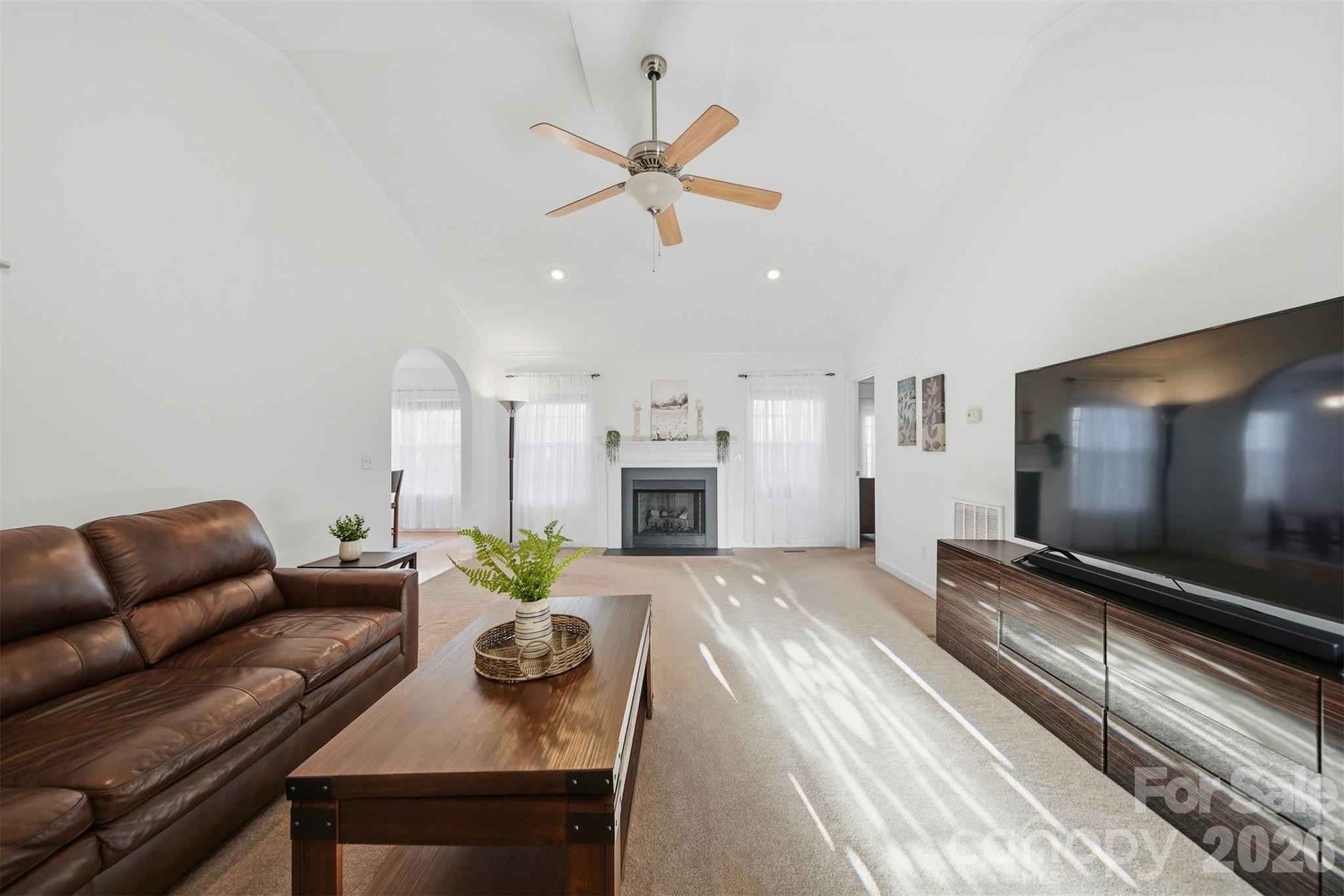 1636 Mayfair Drive | RE/MAX Legendary | Hickory Real Estate Experts