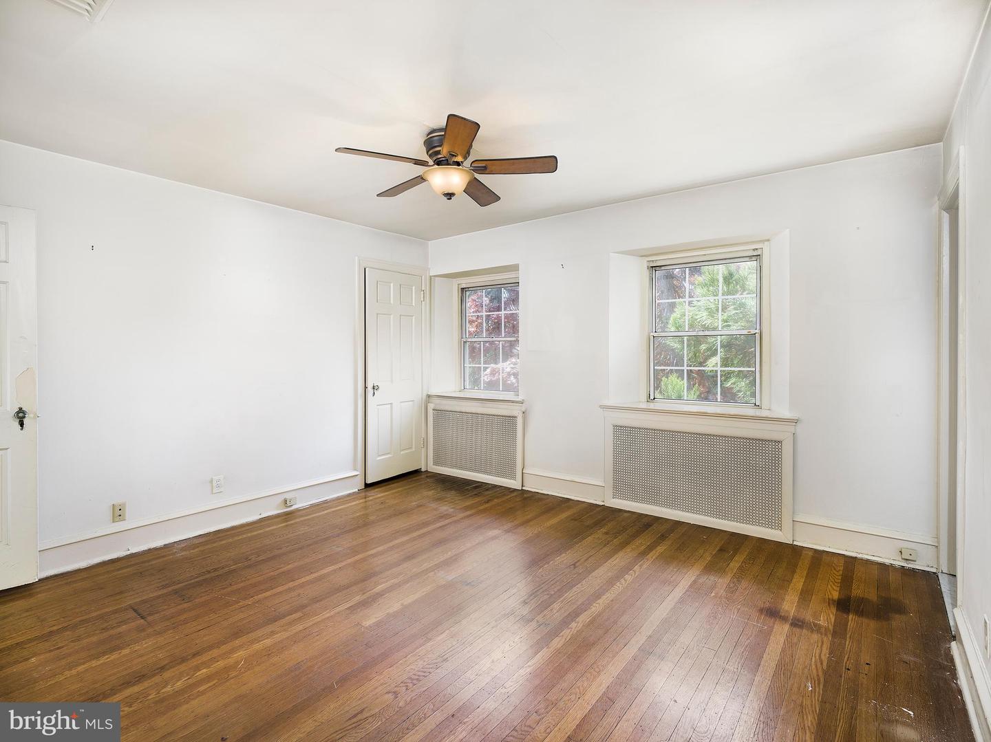 3 Wiltshire Rd | The Robin Gordon Group