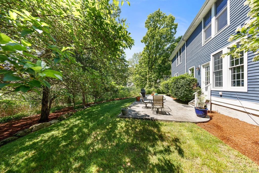 60 Edgewater Commons Lane