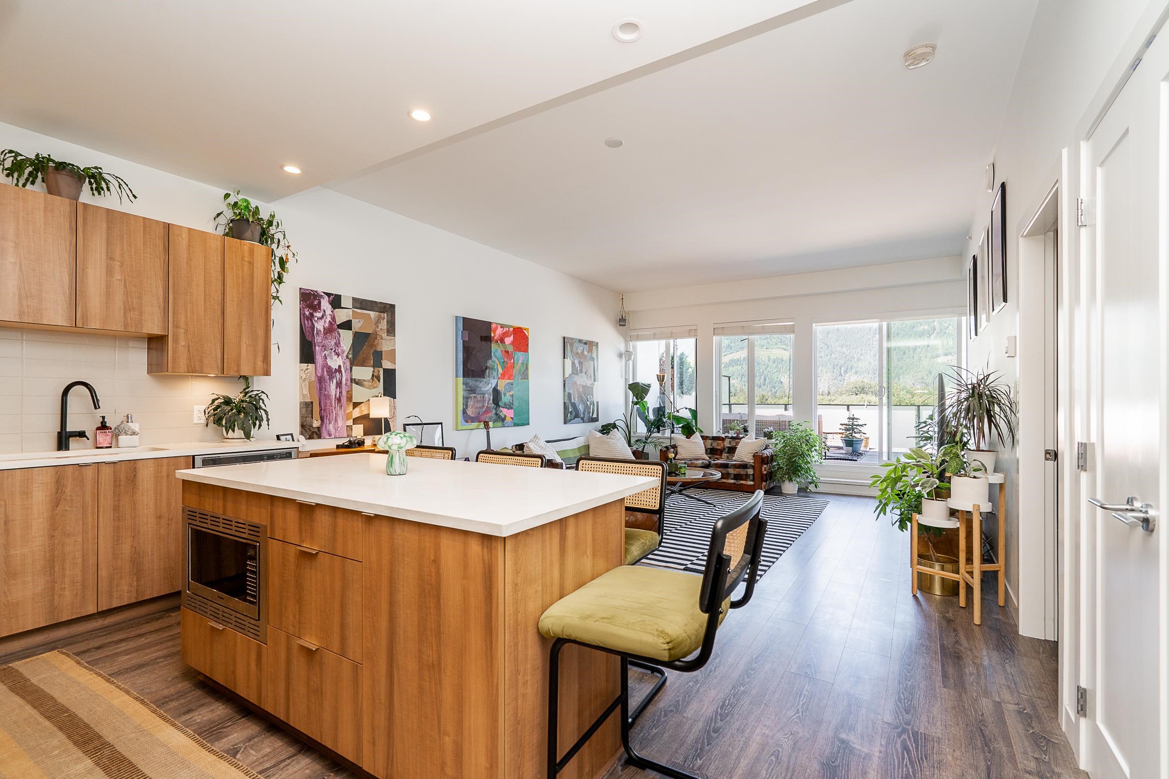 603 1365 PEMBERTON AVENUE Unit: 603