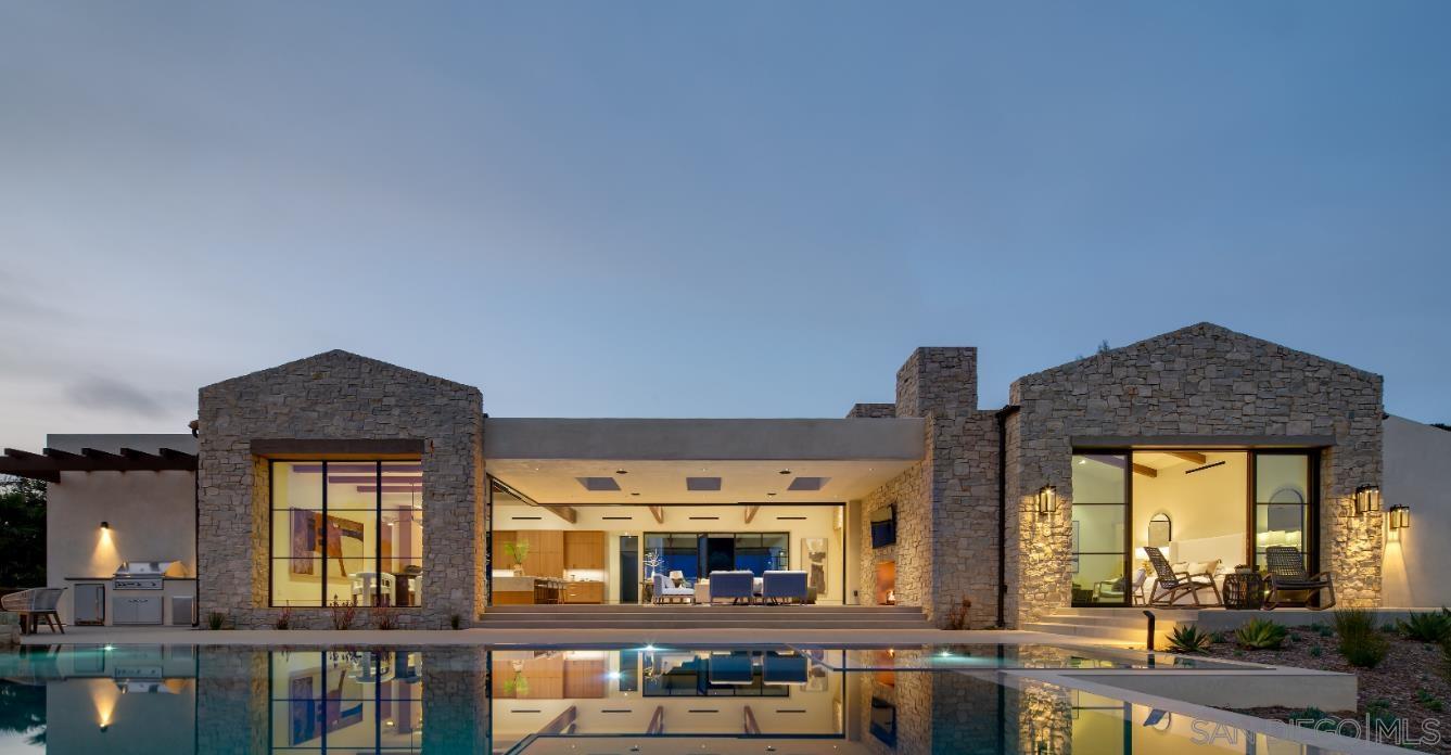 Laura Barry Luxury Estates | Rancho Santa Fe Real Estate