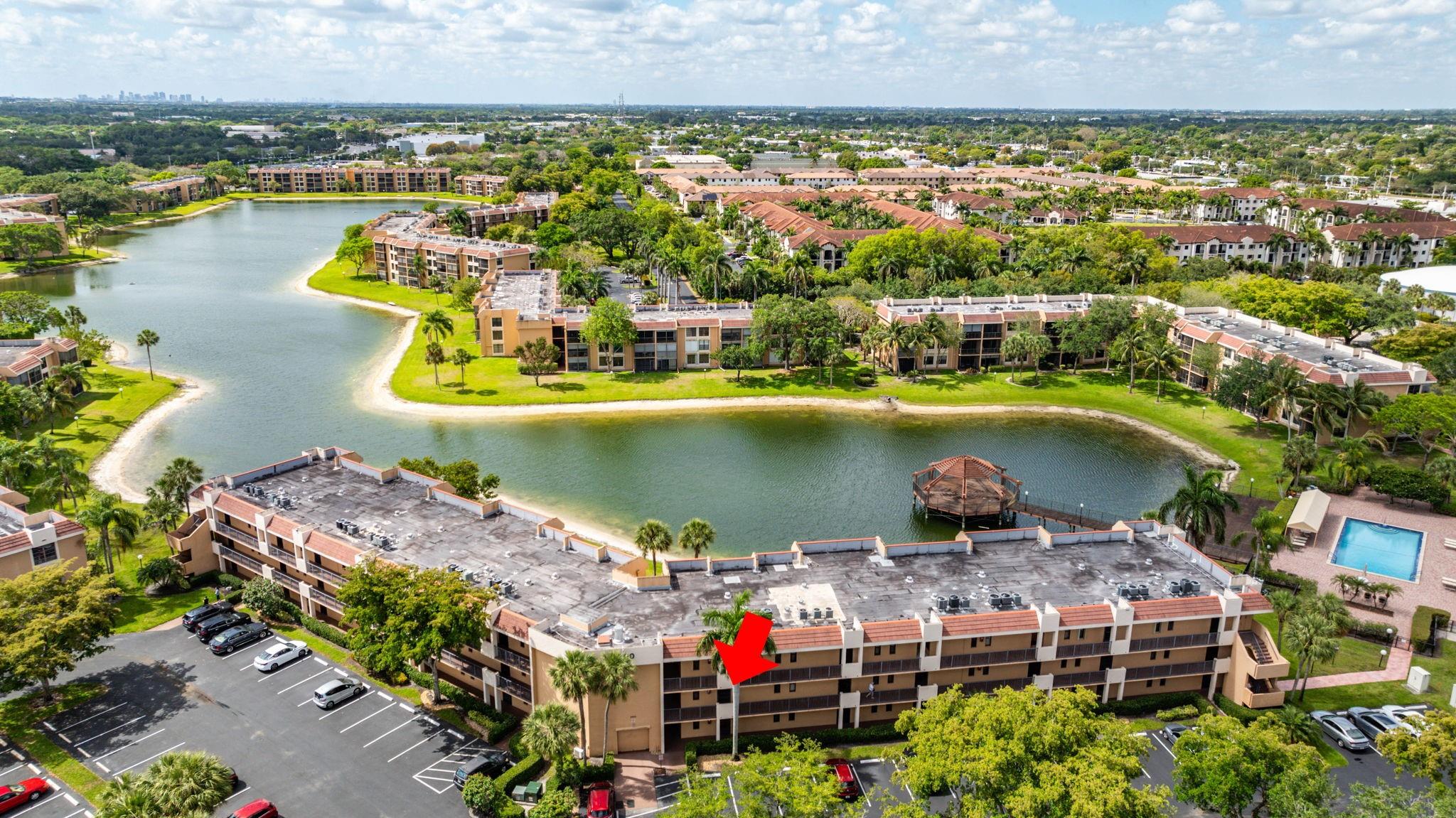 5618 Coral Lake Dr 206 | Laura Sanders | Coral Springs Real Estate Agent