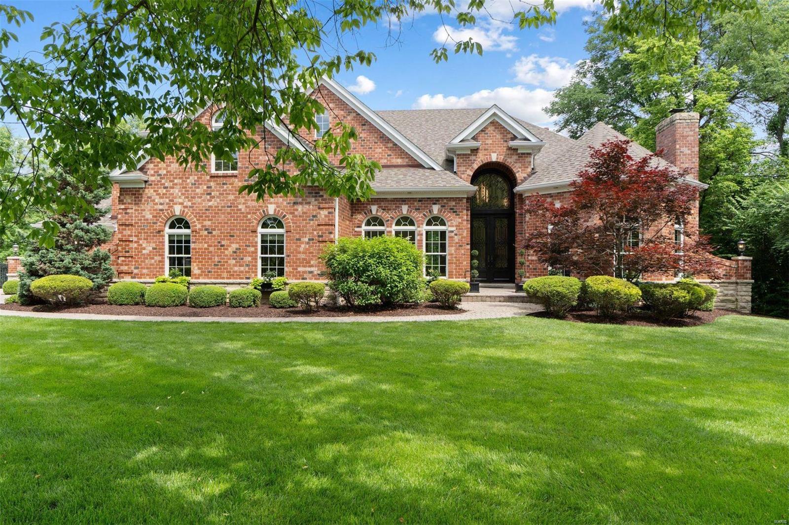 The Warner Hall Group | St. Louis Real Estate Agents