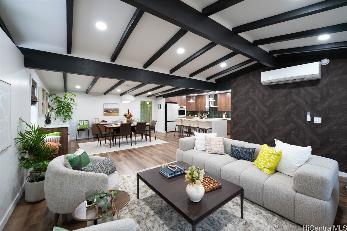 3264 Pawaina Street | Sean Yano