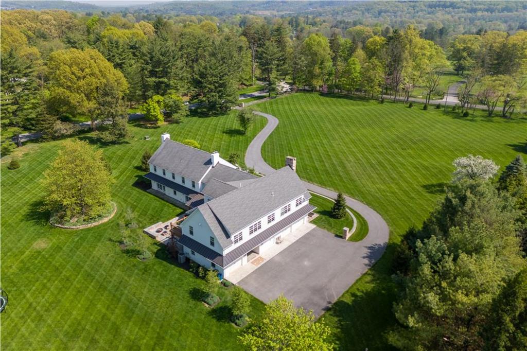 1806 Apple Tree Lane