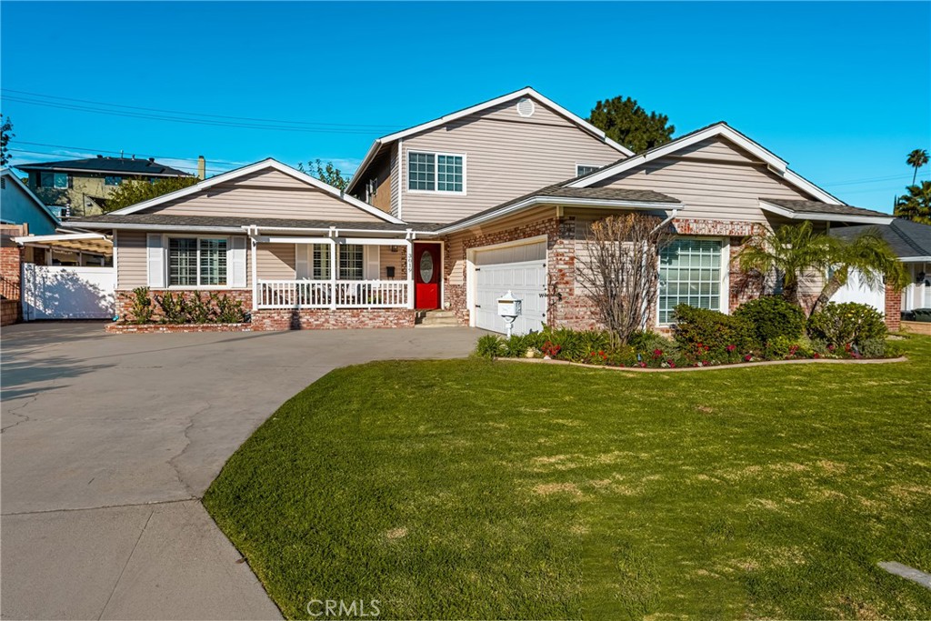 Denise Tash | FirstTeam® Real Estate