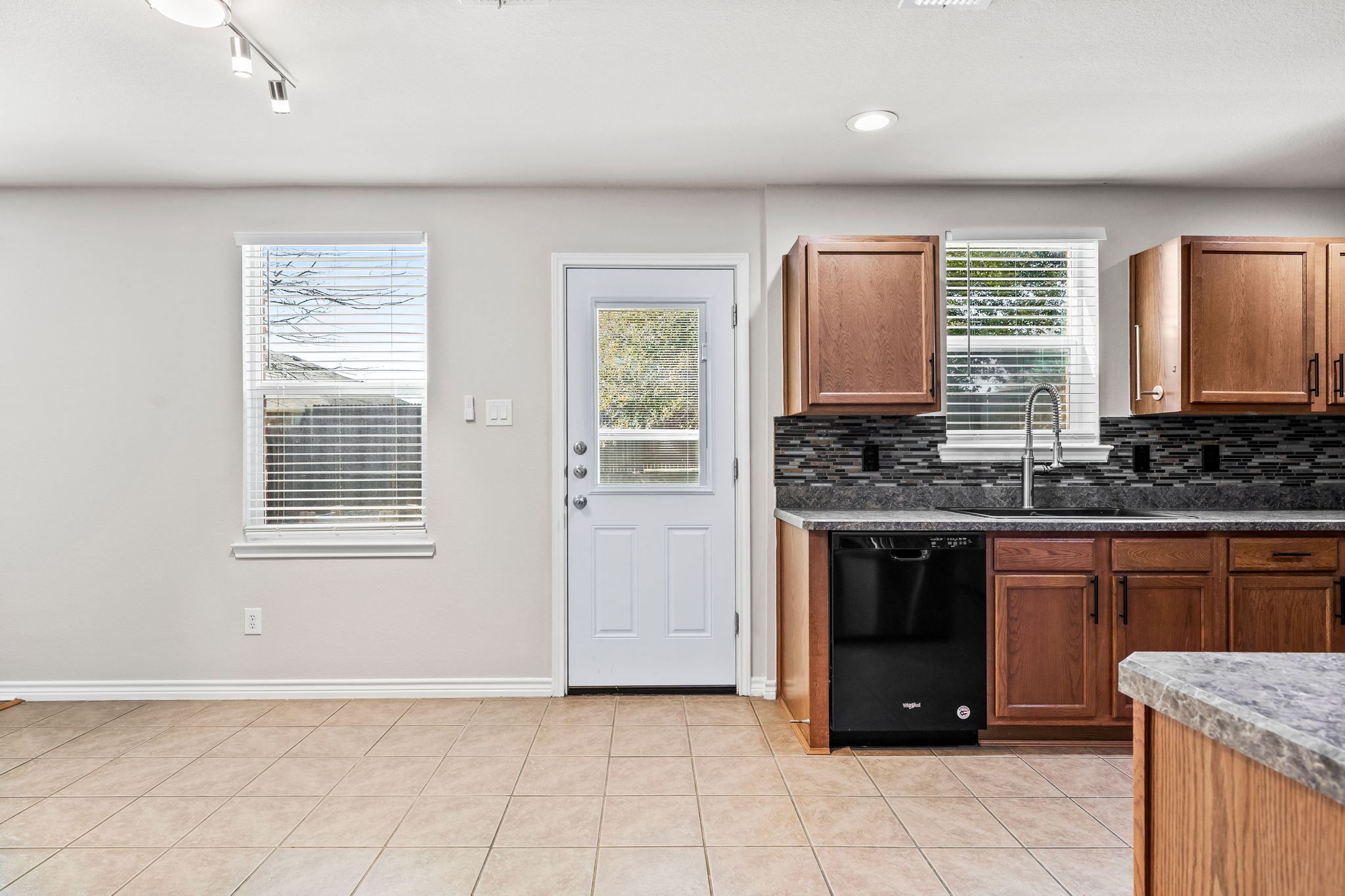 12877 Serenity Drive Niche Realty Group Dallas Real Estate Agents