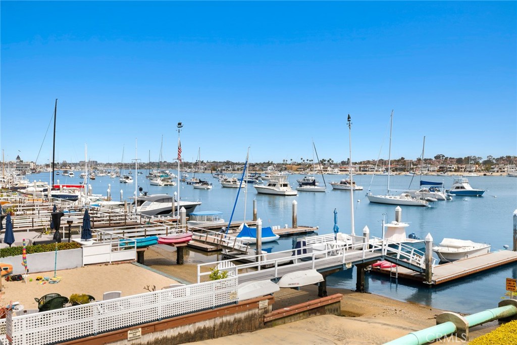 1300 E Balboa Boulevard | Newport Beach, CA 92661 | 4 Beds