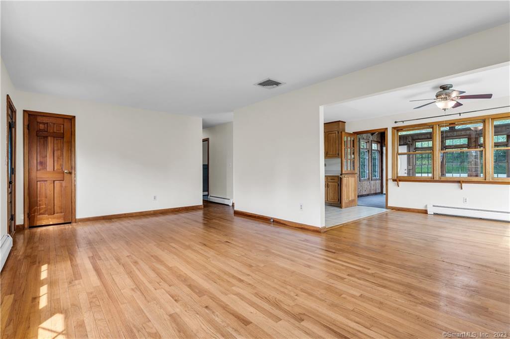 1016 North Main St Extension