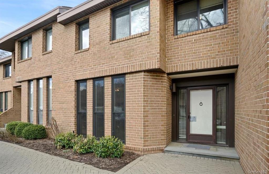 7 Waters Edge | New York City Real Estate | Michele Flood