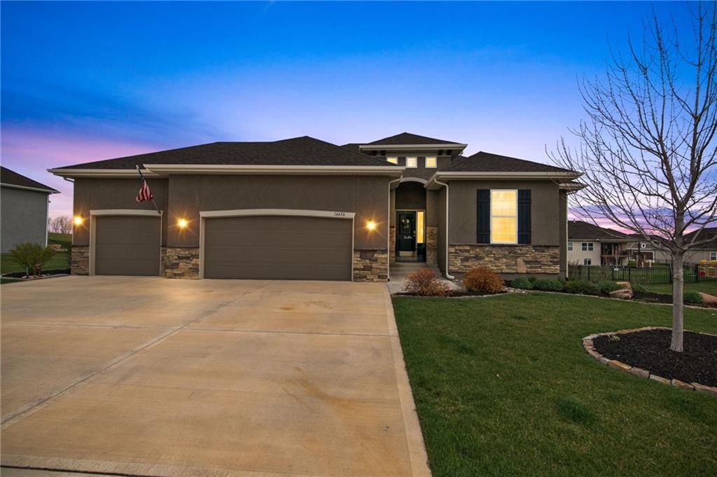 The Huff Group | Kansas Real Estate Agents