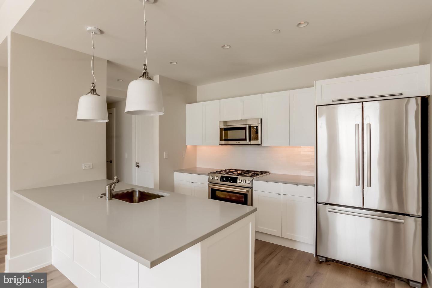 1805 WALNUT ST #7C | Lavinia Smerconish | Philadelphia Real Estate Agent