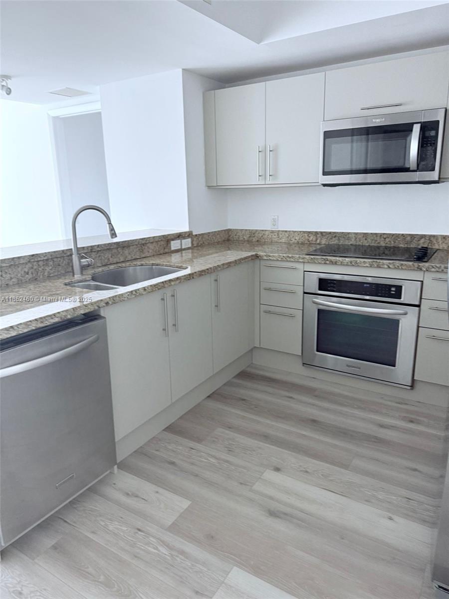 2681 N Flamingo Rd # 1506S