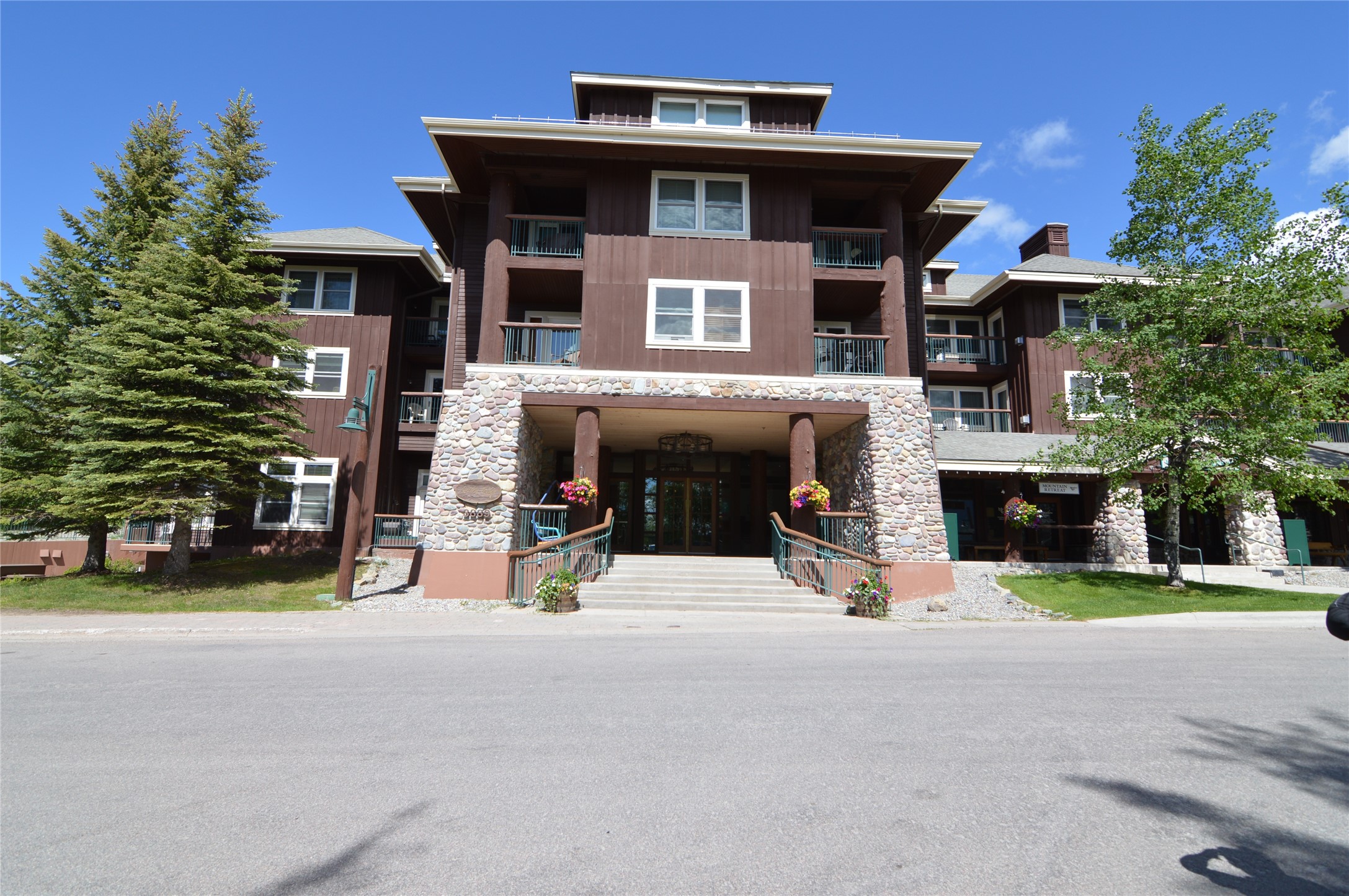 National Parks Realty | Northwest Montana Real Estate Agents