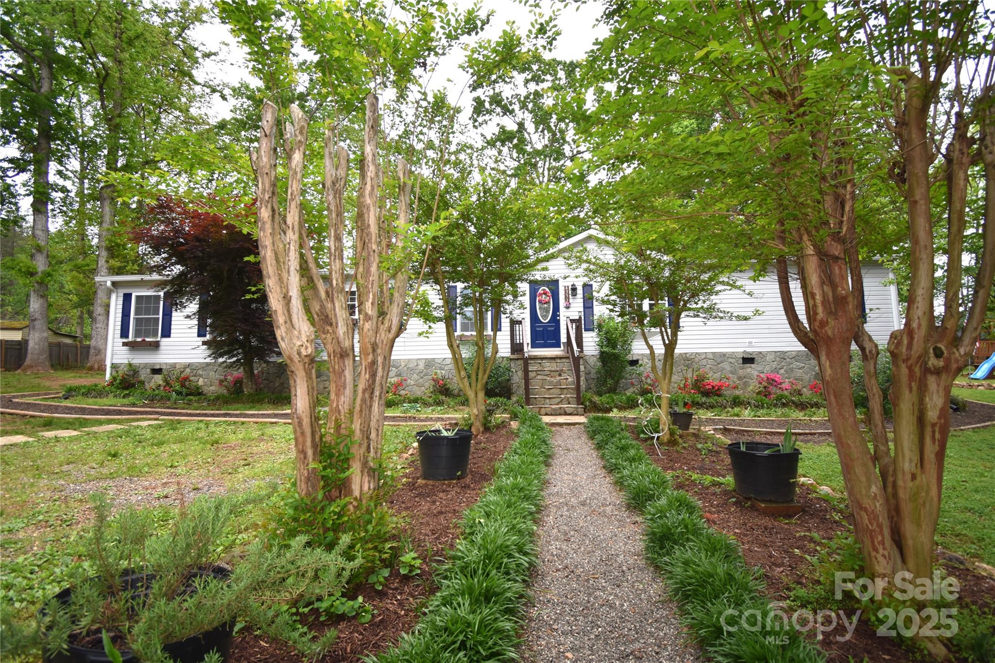 4333 Greenbriar Drive | RE/MAX Legendary